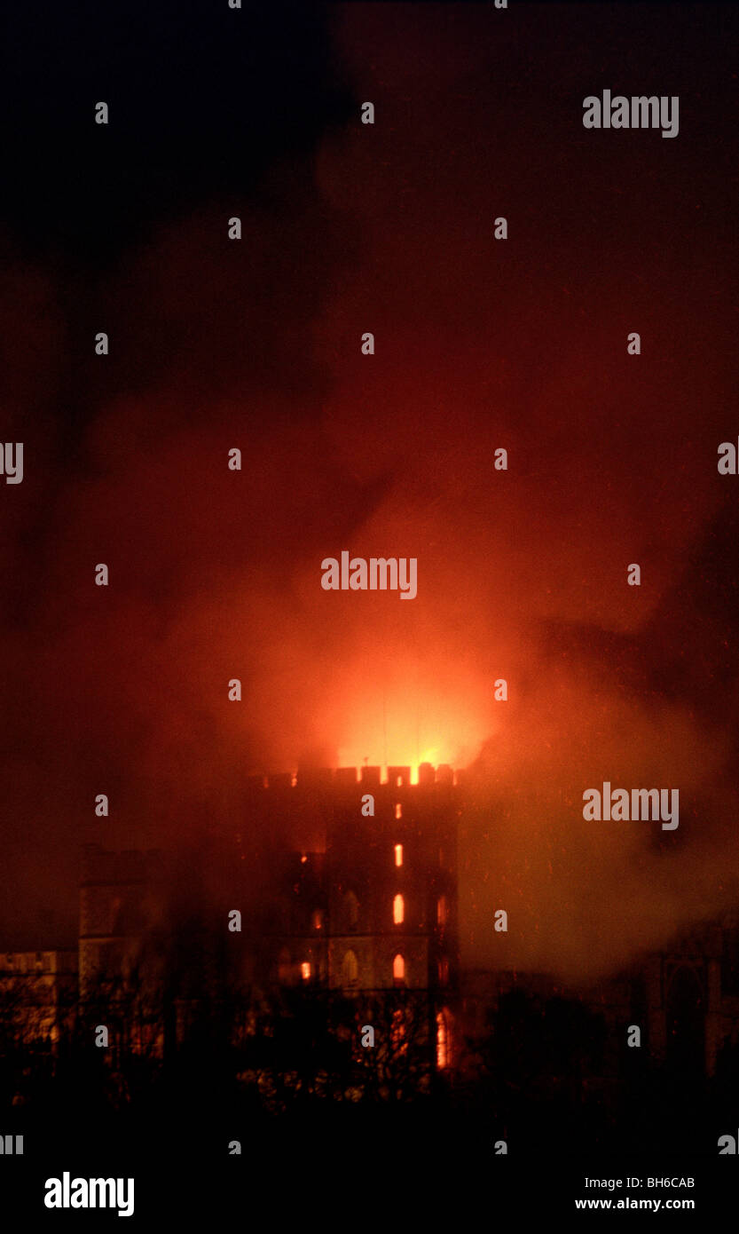 Windsor fire 1992 hi-res stock photography and images - Alamy