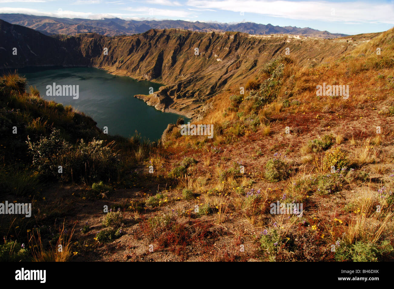 Quilotoa, Ecuador, Overview of Quilotoa volcano, the westernmost ...