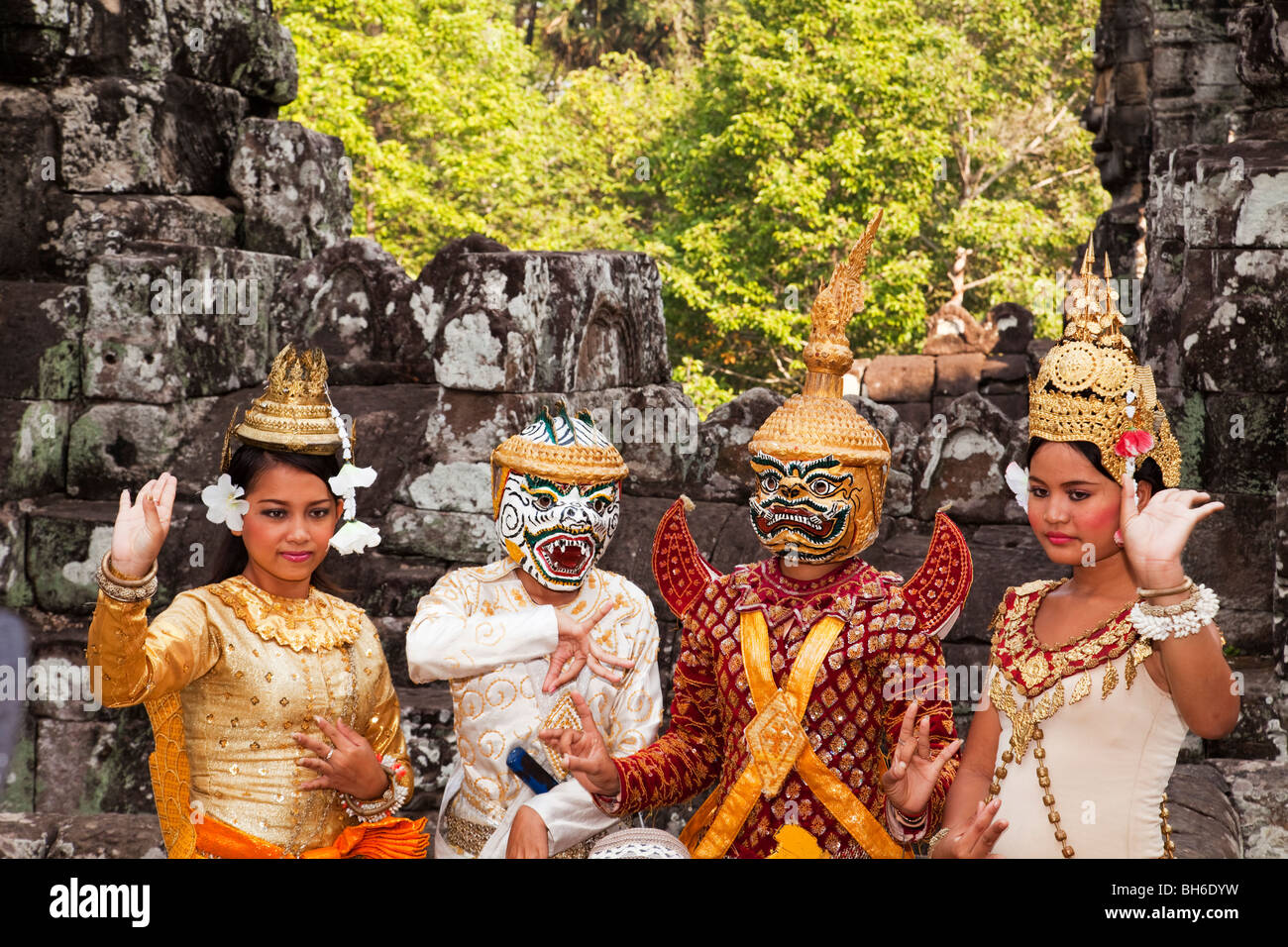 Apsaras hi-res stock photography and images - Alamy