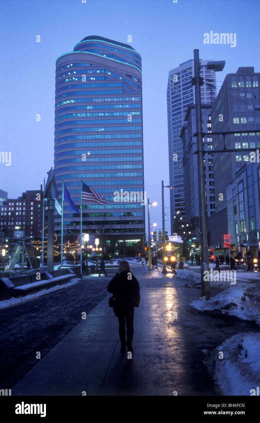 Minneapolis skyline winter snow hi-res stock photography and images - Alamy