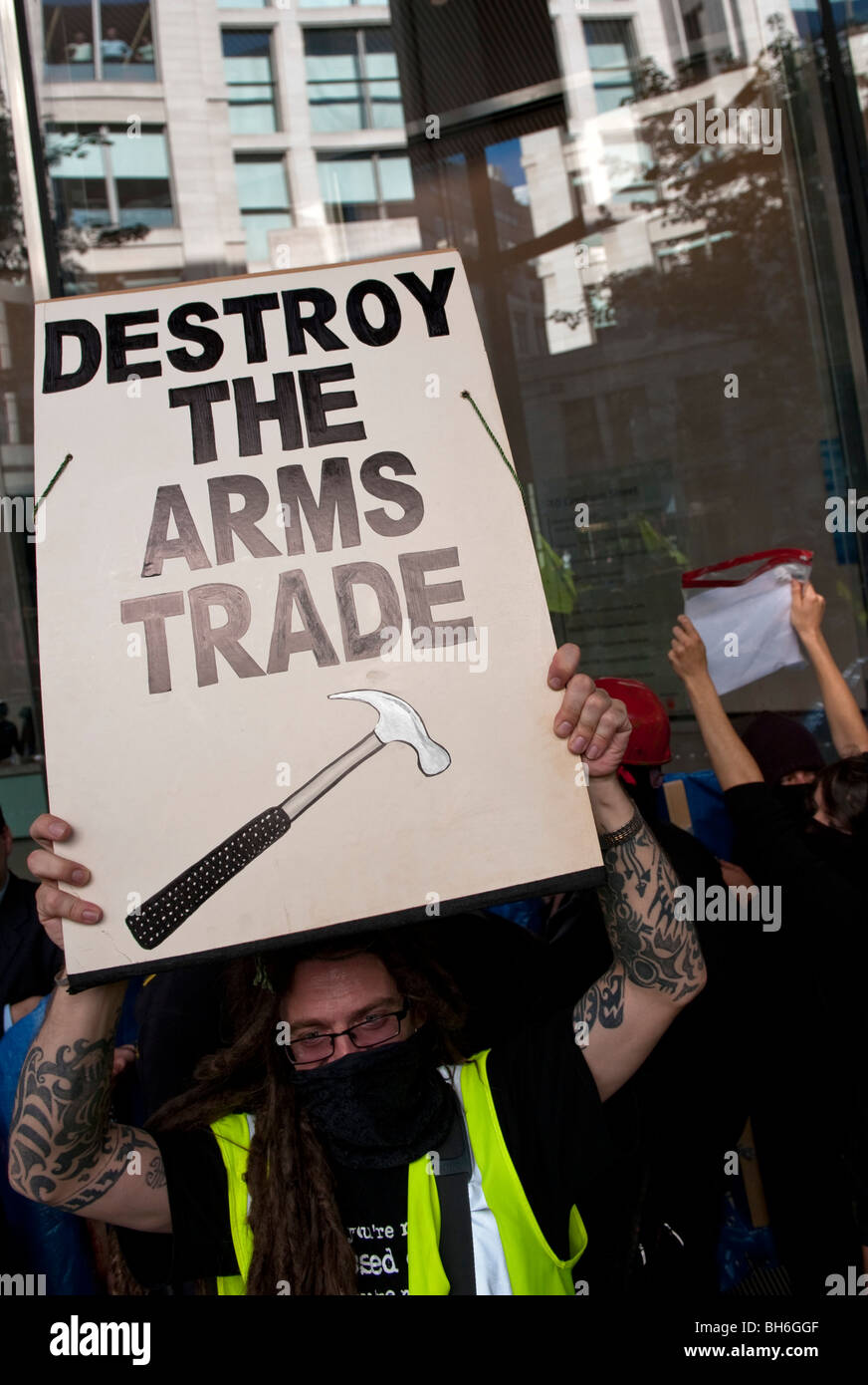 Anti arms hi-res stock photography and images - Alamy