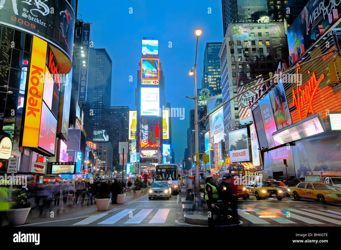 USA, New York City, Manhattan, Times Square, Neon lights at night Stock ...