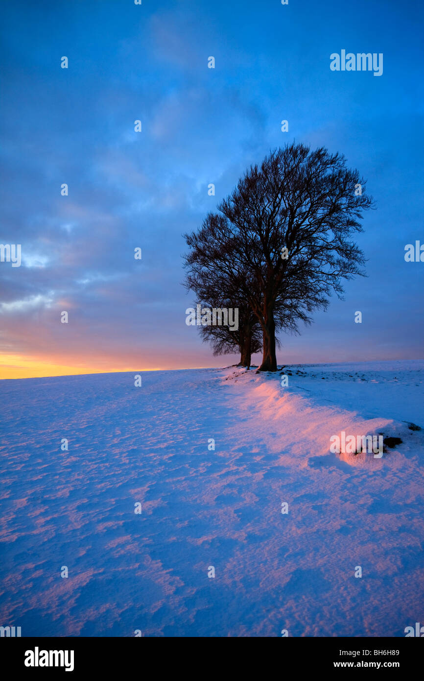Sunset over snow - Fenwick, Ayrshire Stock Photo - Alamy