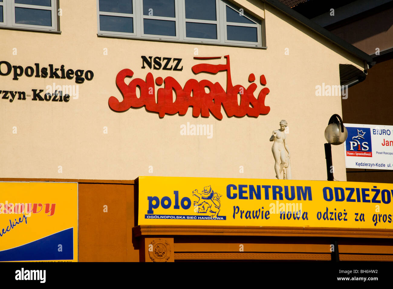 Solidarity logo solidarnosc logos hi-res stock photography and images ...