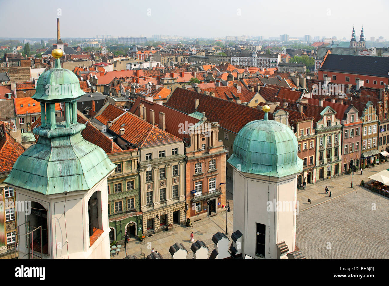 Old Market Square ond city of Poznan, Poland, Europe Stock Photo - Alamy