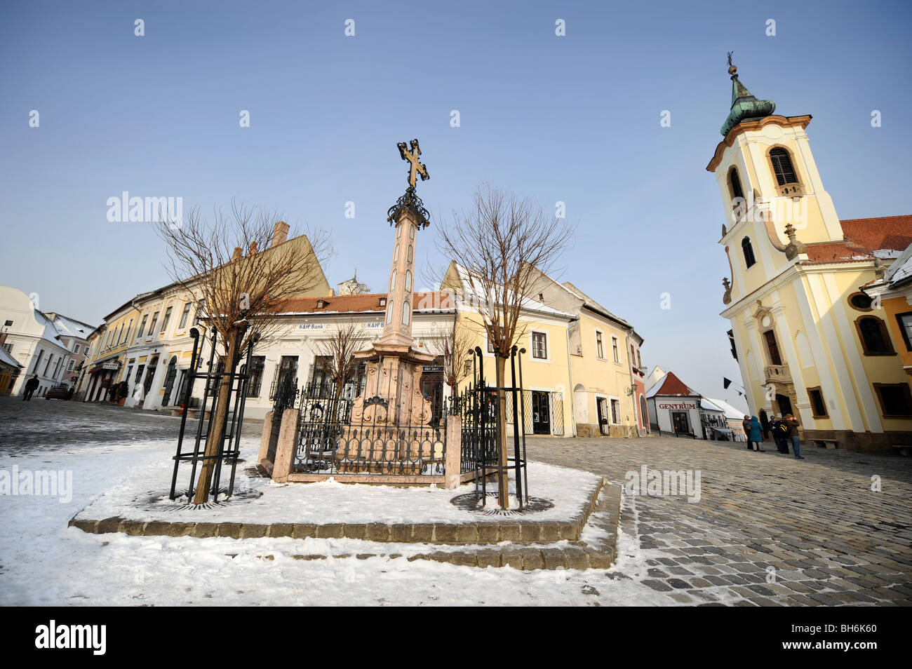 Plague cross hi-res stock photography and images - Alamy