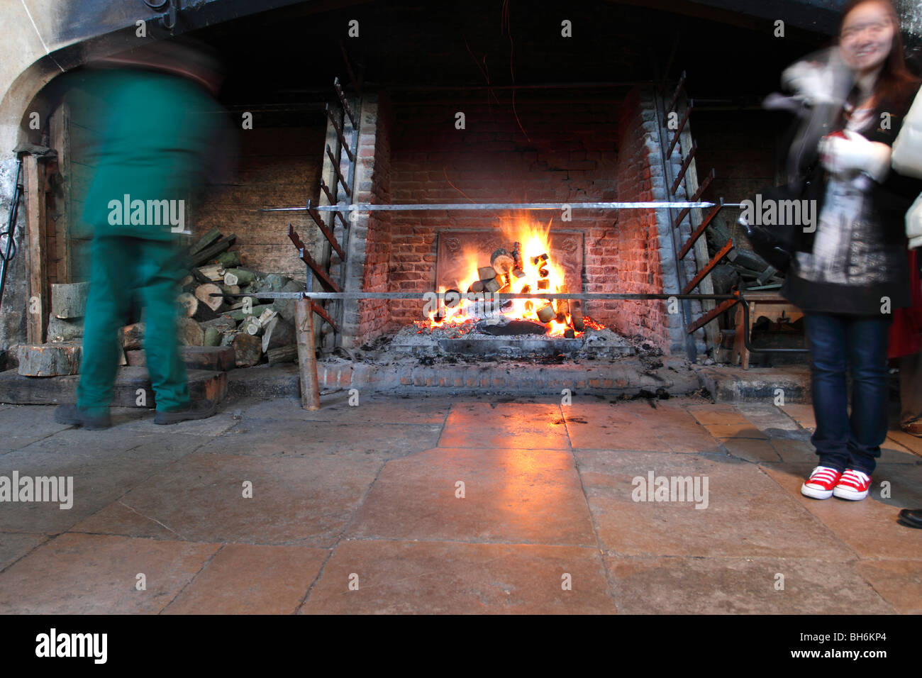 Hampton court fire hi-res stock photography and images - Alamy