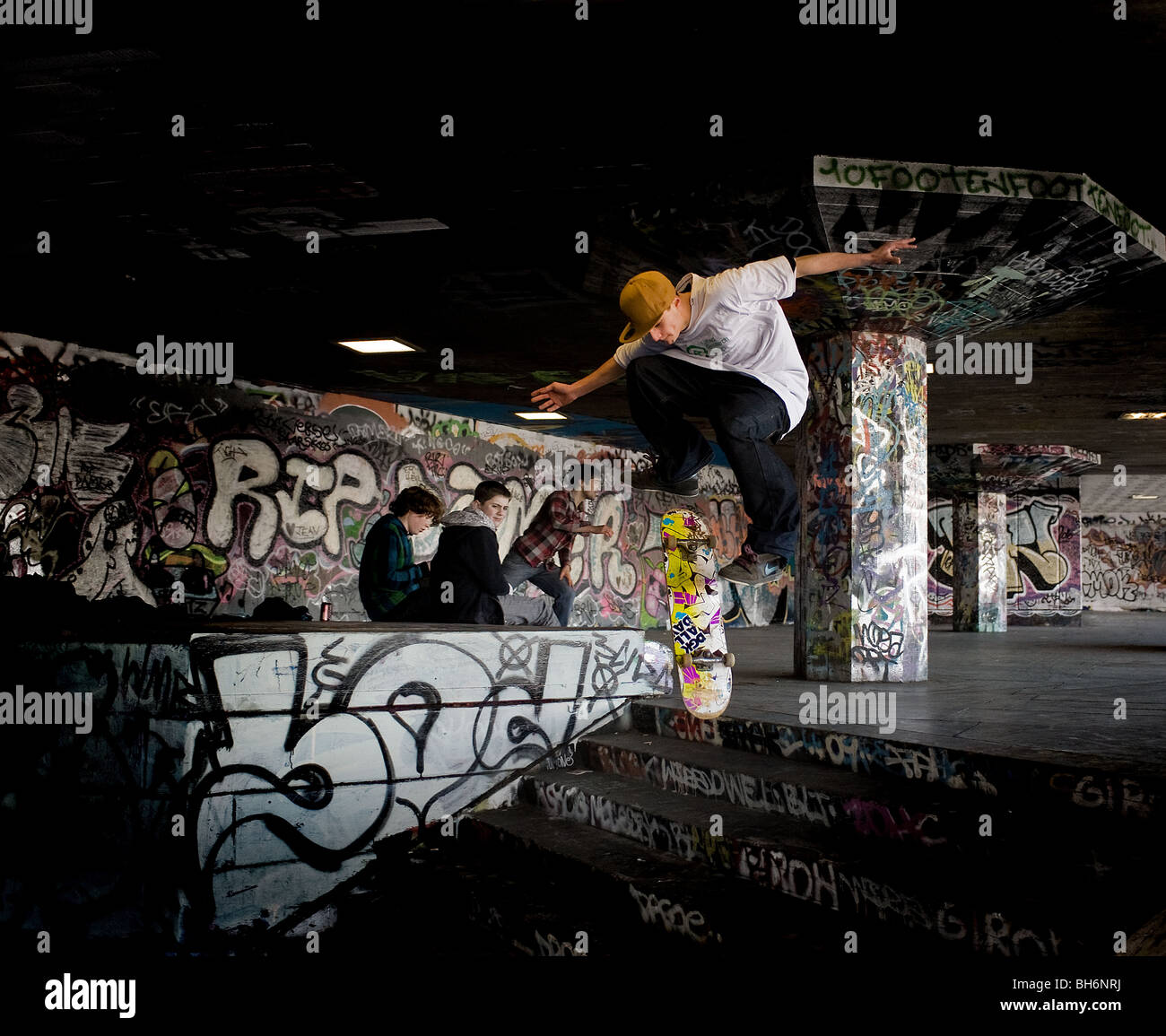 Skateboarding on the South Bank in London. Photo by Gordon Scammell ...