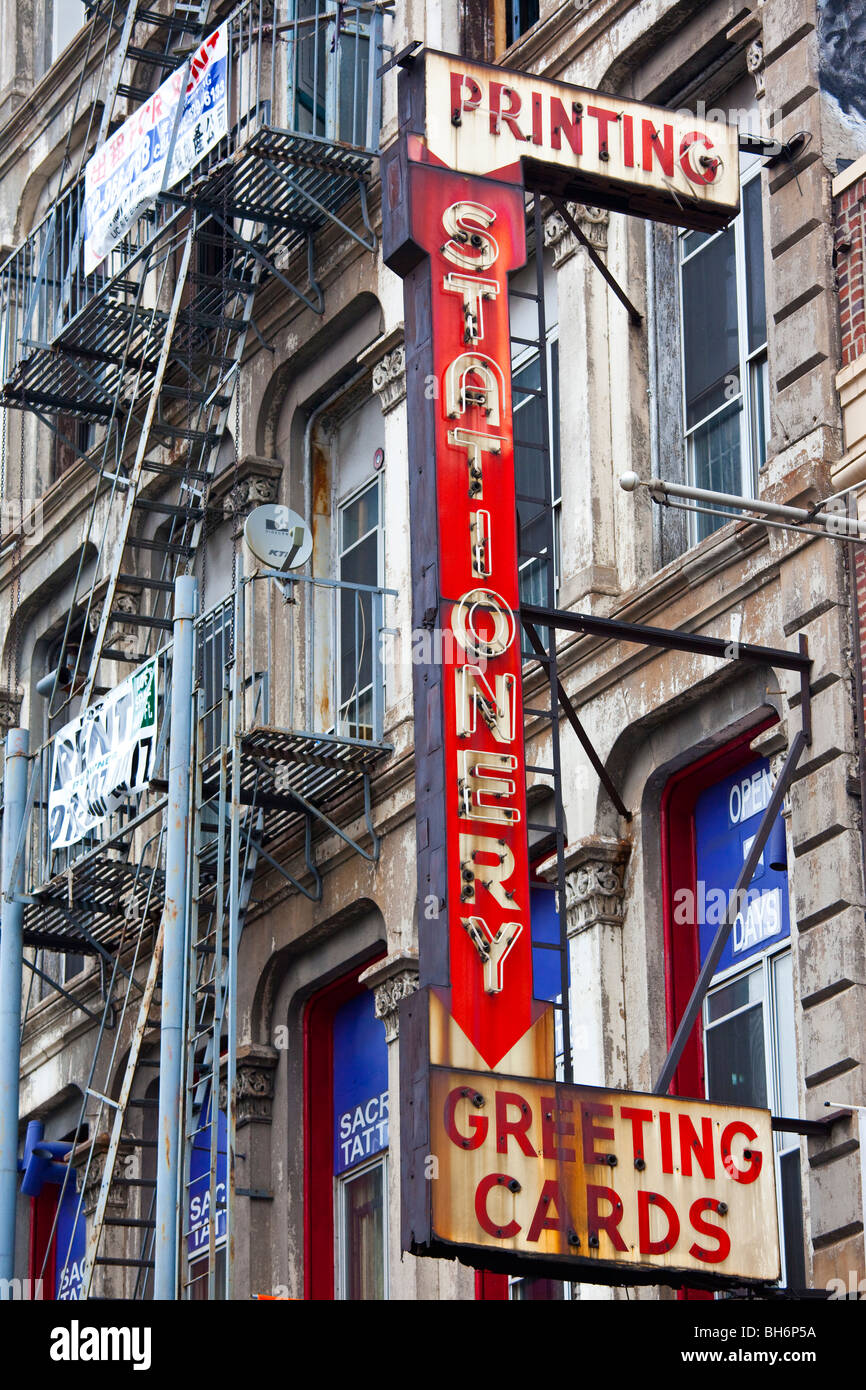 Vintage Printing and Stationary sign in Manhattan, New York City Stock ...
