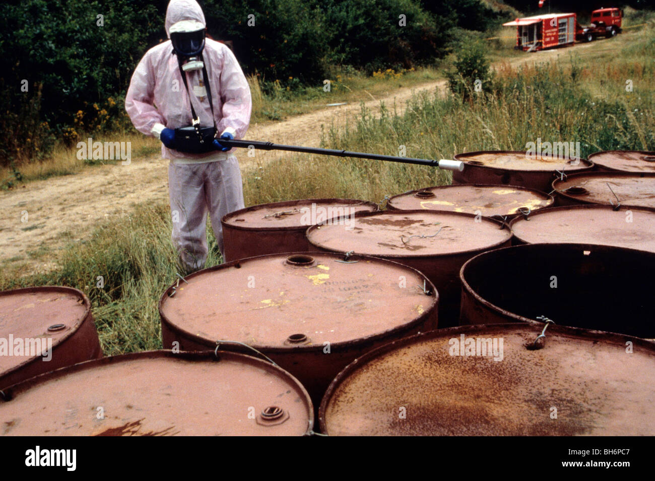 Radioactive tracing hi-res stock photography and images - Alamy