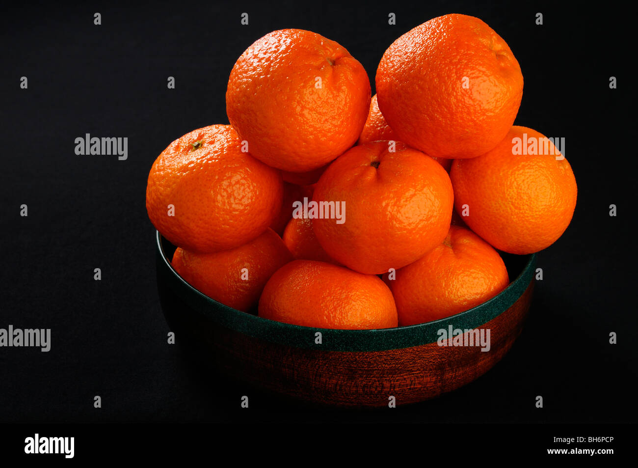 Mandarin oranges hi-res stock photography and images - Alamy