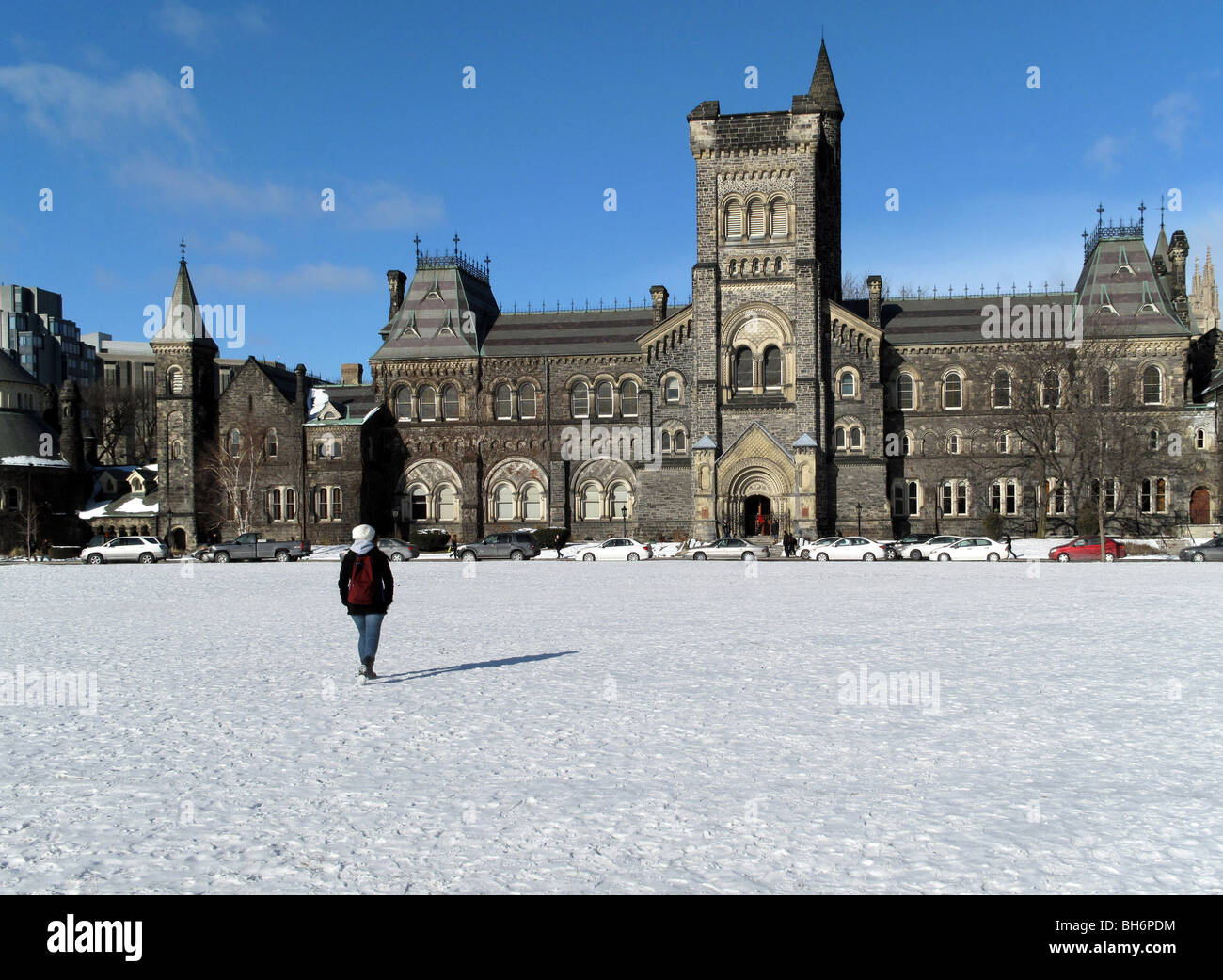 University toronto in winter hi-res stock photography and images - Alamy