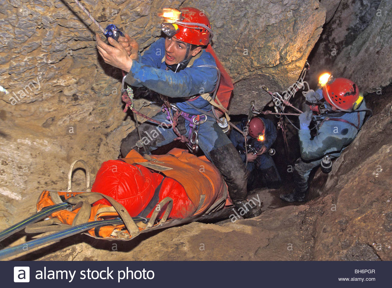 CAVE RESCUE, EVACUATION OF A VICTIM FROM A NATURAL CAVITY Stock Photo ...