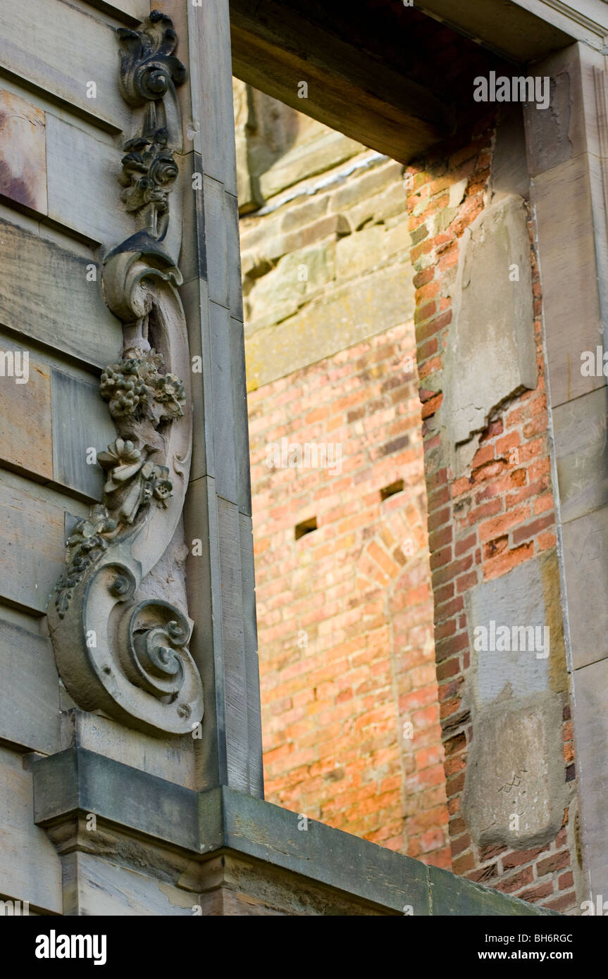 Sandstone window hi-res stock photography and images - Alamy