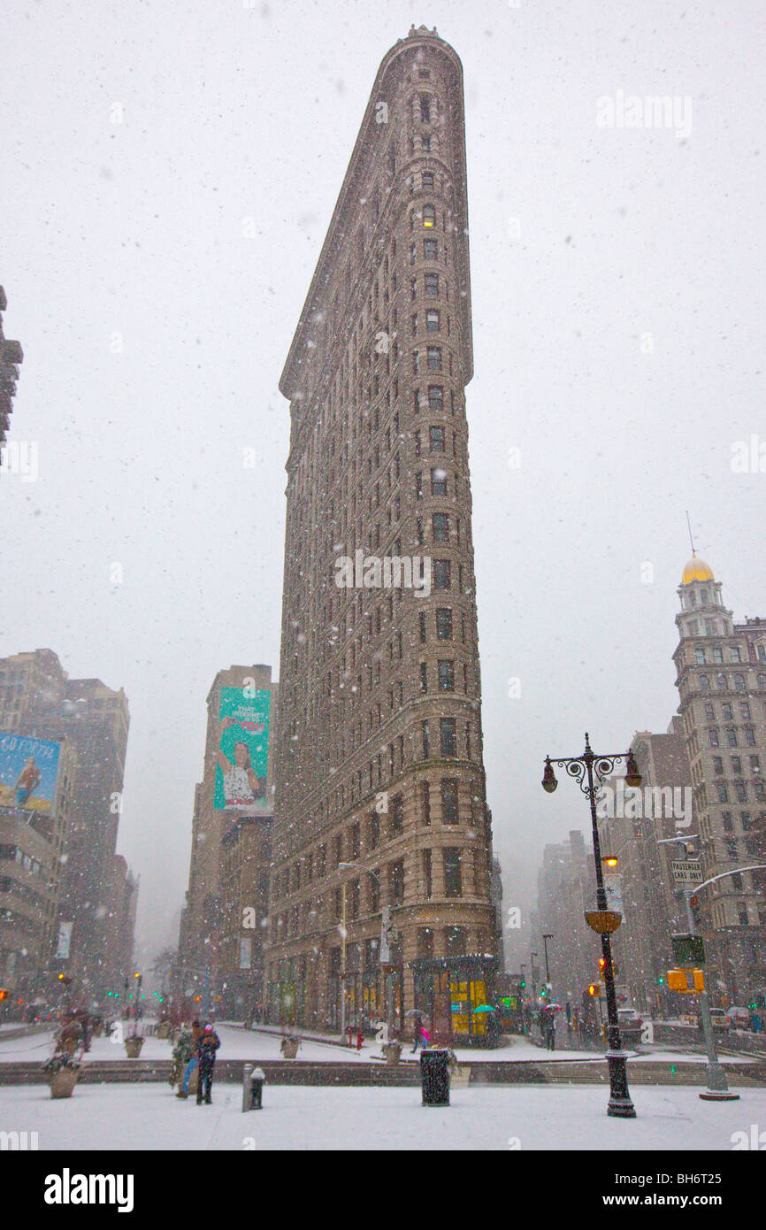 Flatiron building in manhattan new hi-res stock photography and images ...