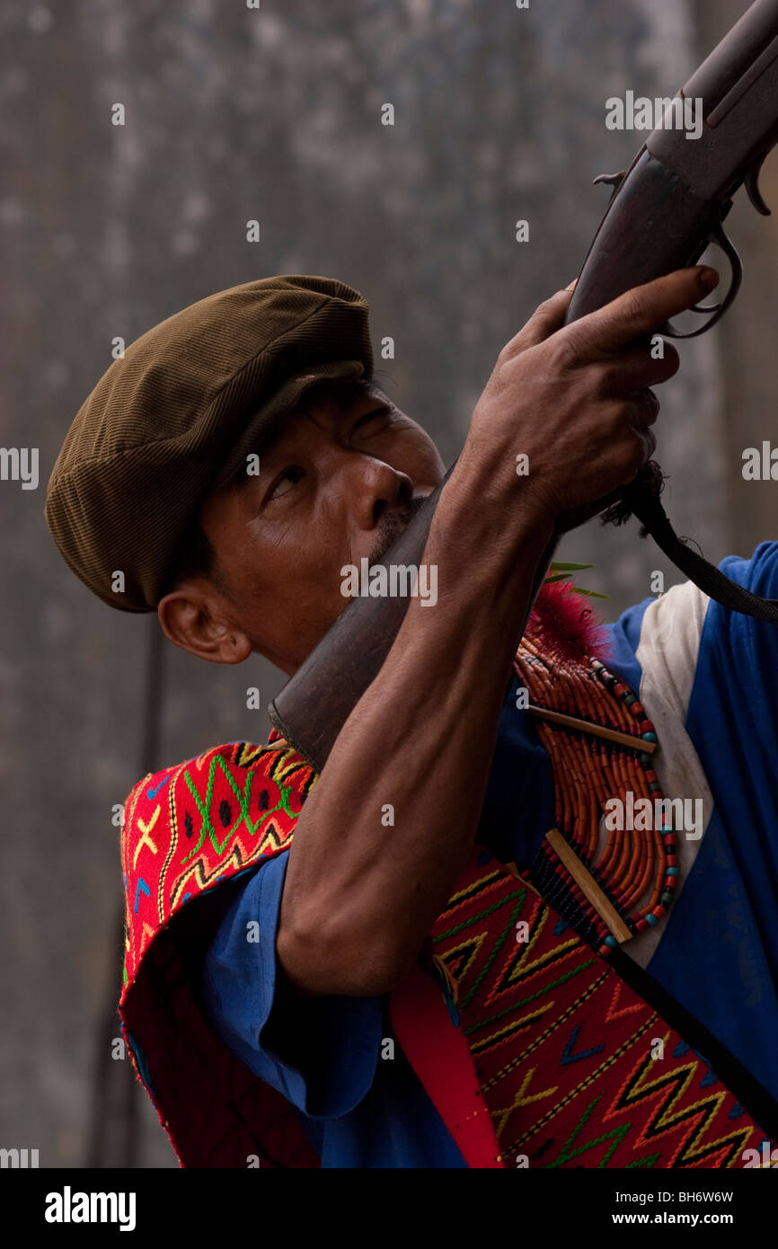 Mon tribe hi-res stock photography and images - Alamy