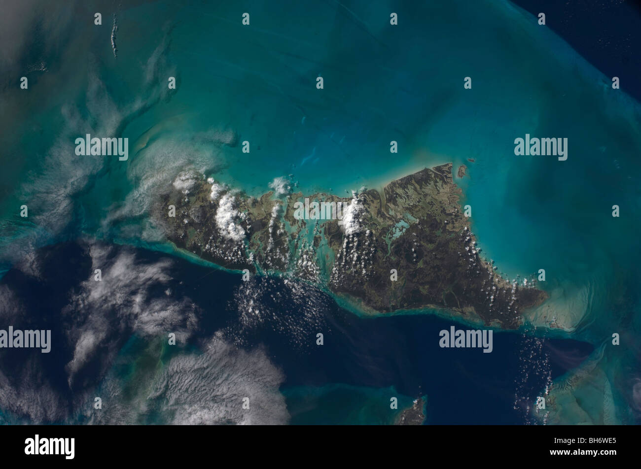 Andros bahamas aerial hi-res stock photography and images - Alamy