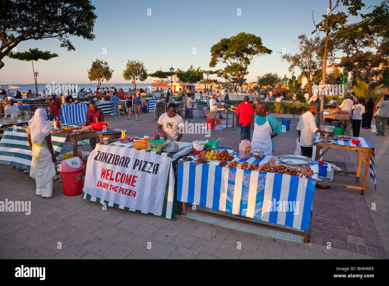 Forodhani gardens hi-res stock photography and images - Alamy