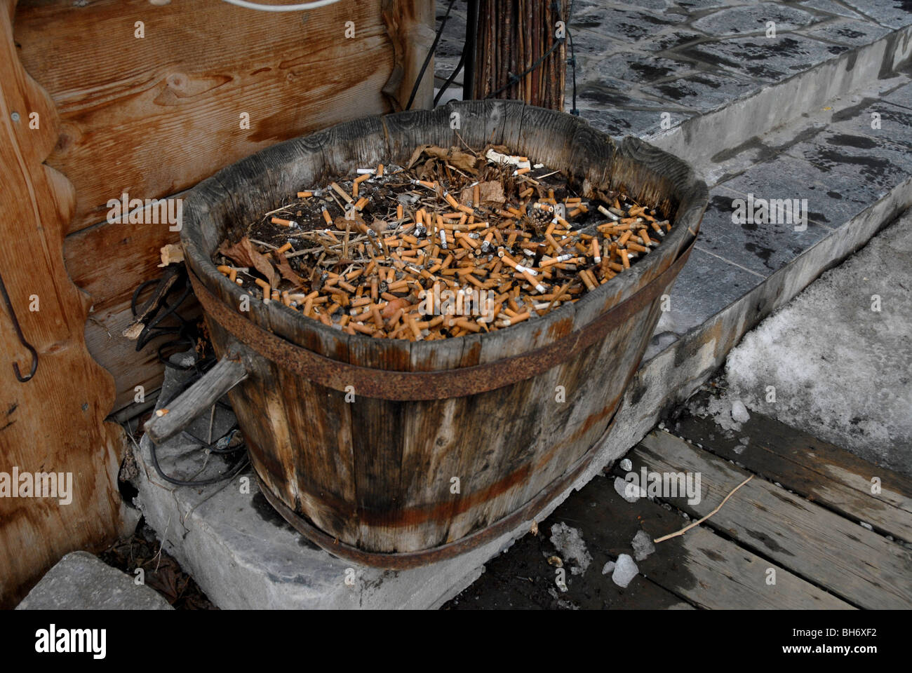 Barrel section hi-res stock photography and images - Alamy