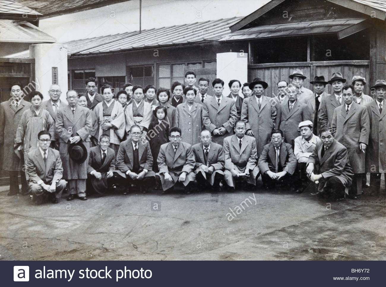 Japanese Workers Factory Stock Photos & Japanese Workers Factory Stock ...