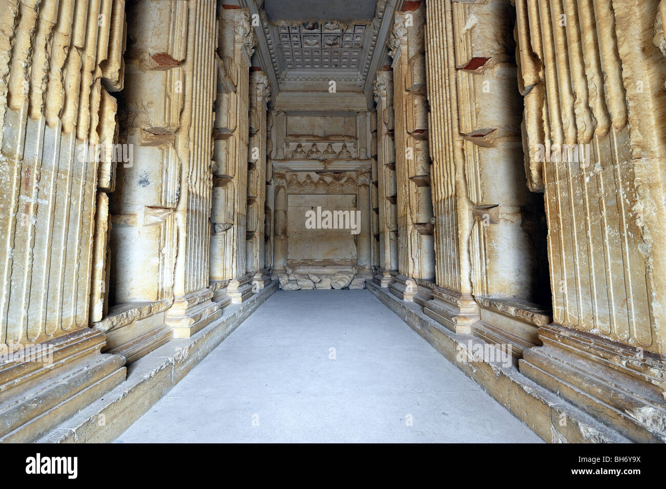 Tower tomb elahbel palmyra syria hi-res stock photography and images ...