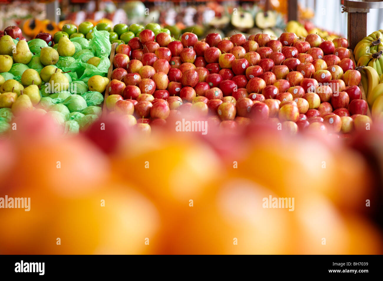 Australian fruit harvest hi-res stock photography and images - Alamy