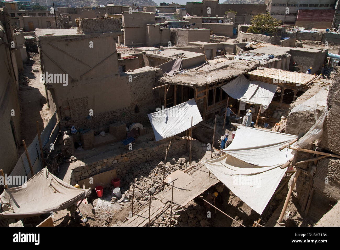 Kabul street slums afghanistan hi-res stock photography and images - Alamy