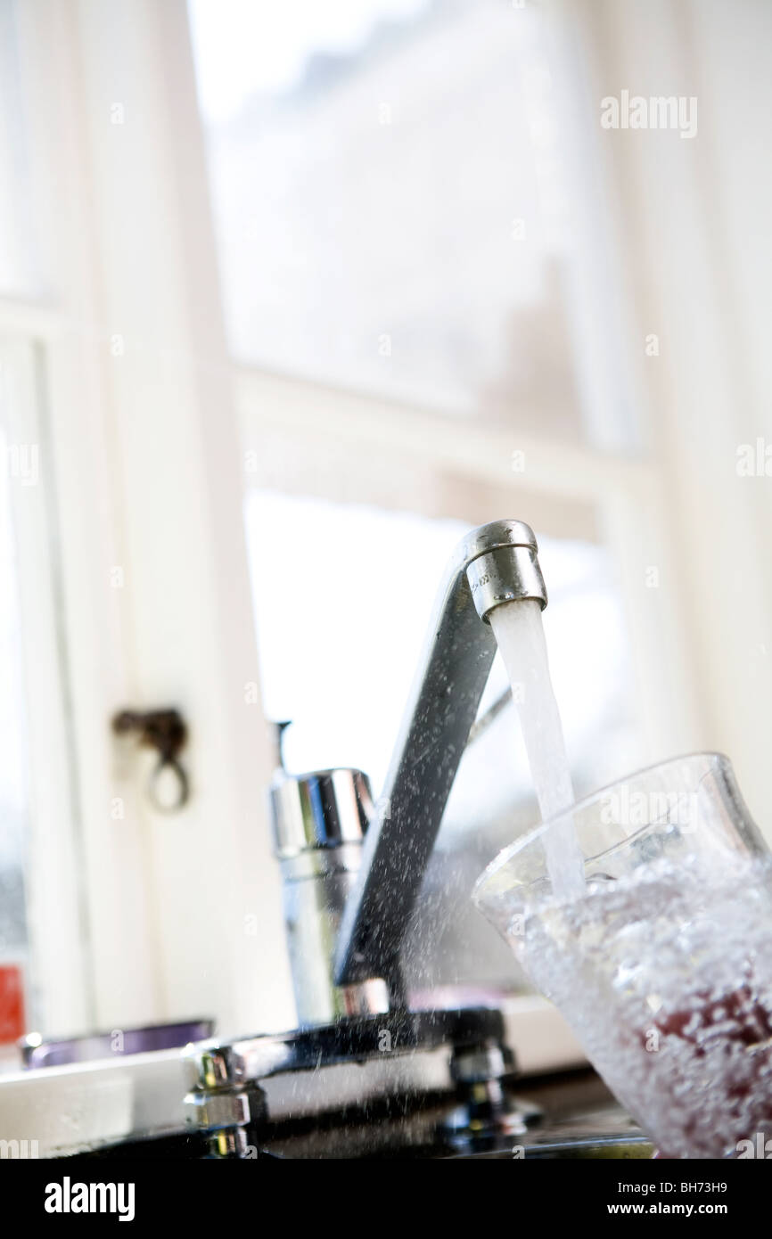 Thirst drink life infrastructure hi-res stock photography and images ...