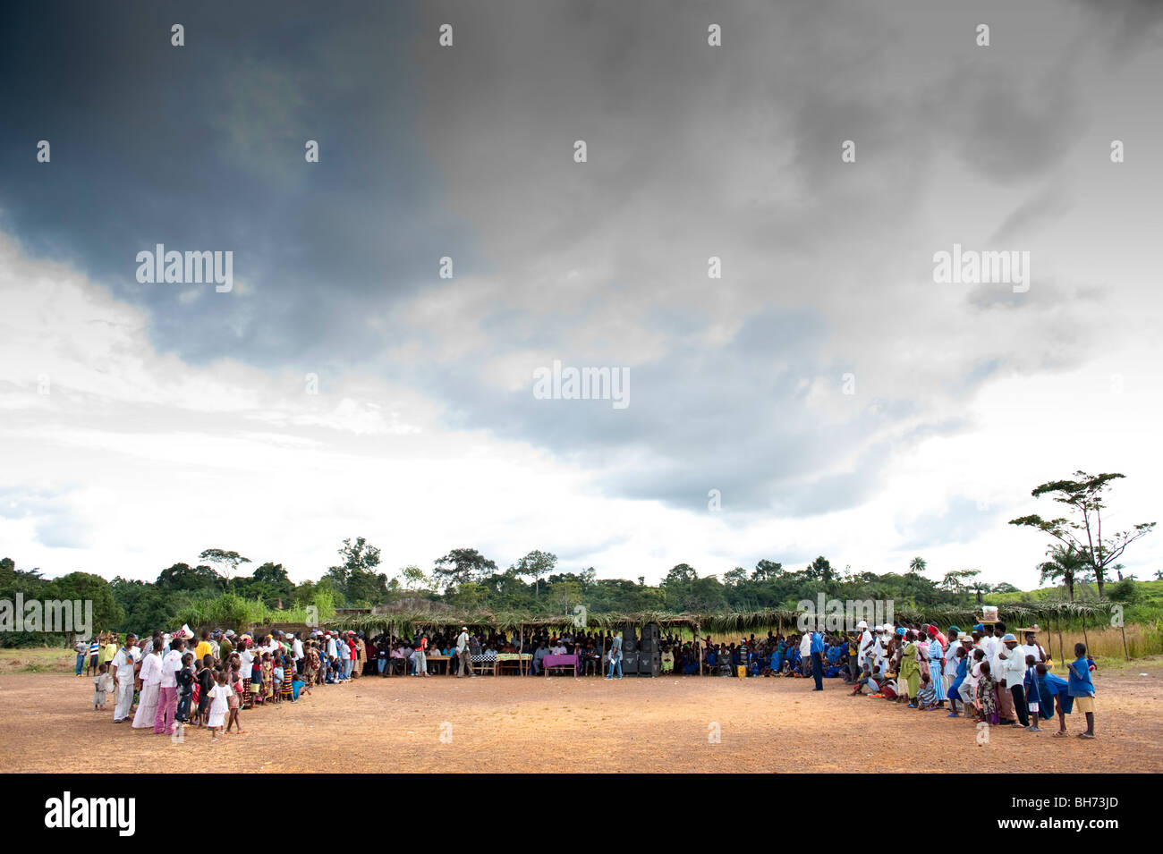 Village meeting Ngo town Sierra Leone Stock Photo - Alamy