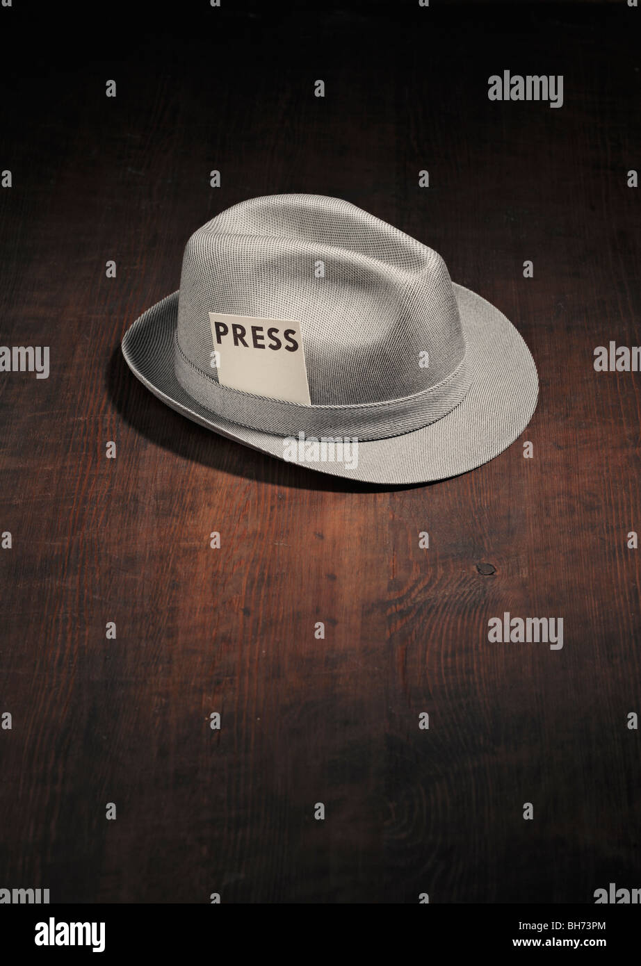 Trilby hat with press card hi-res stock photography and images - Alamy