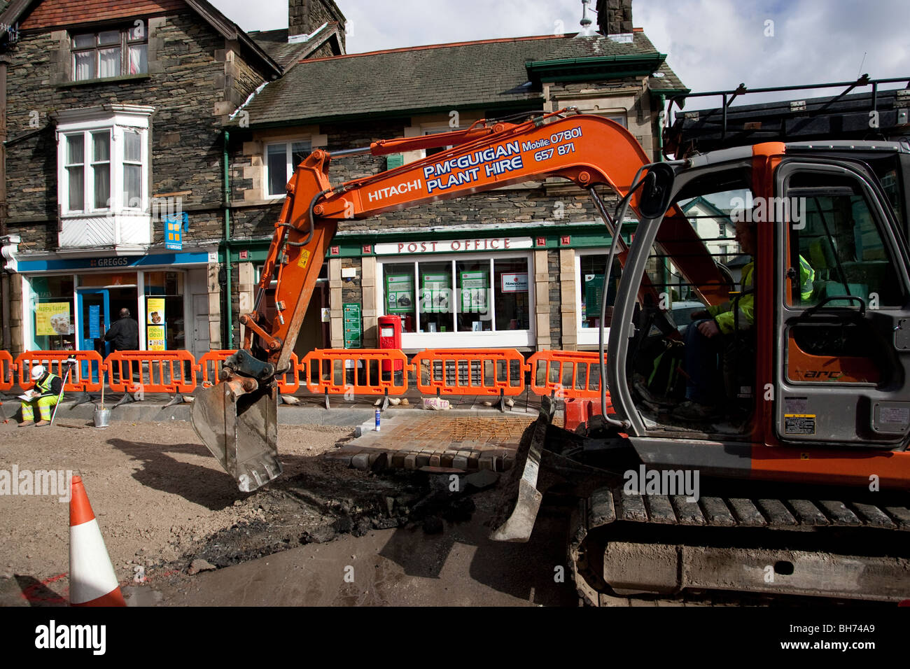 P.McGuigan plant hire Hitachi medium excavator ZAXIS 75 US Stock Photo ...