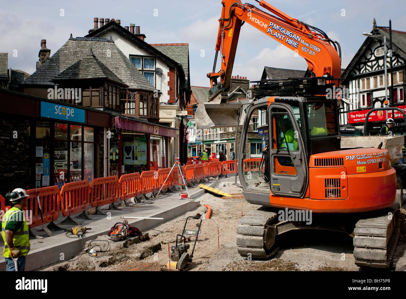 P.McGuigan plant hire Hitachi medium excavator ZAXIS 75 US Stock Photo ...