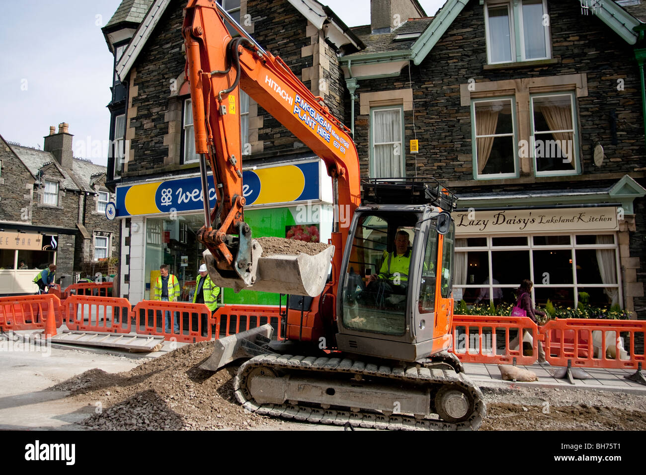 P.McGuigan plant hire Hitachi medium excavator ZAXIS 75 US Stock Photo ...