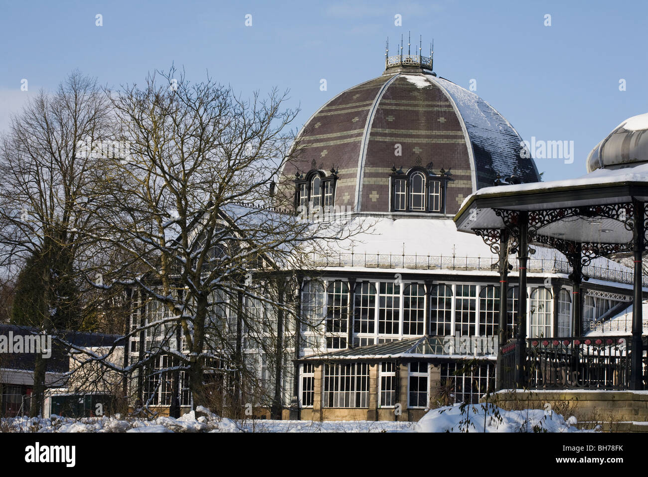 Buxton Pavilion Winter Gardens and bandstand in the snow winter ...