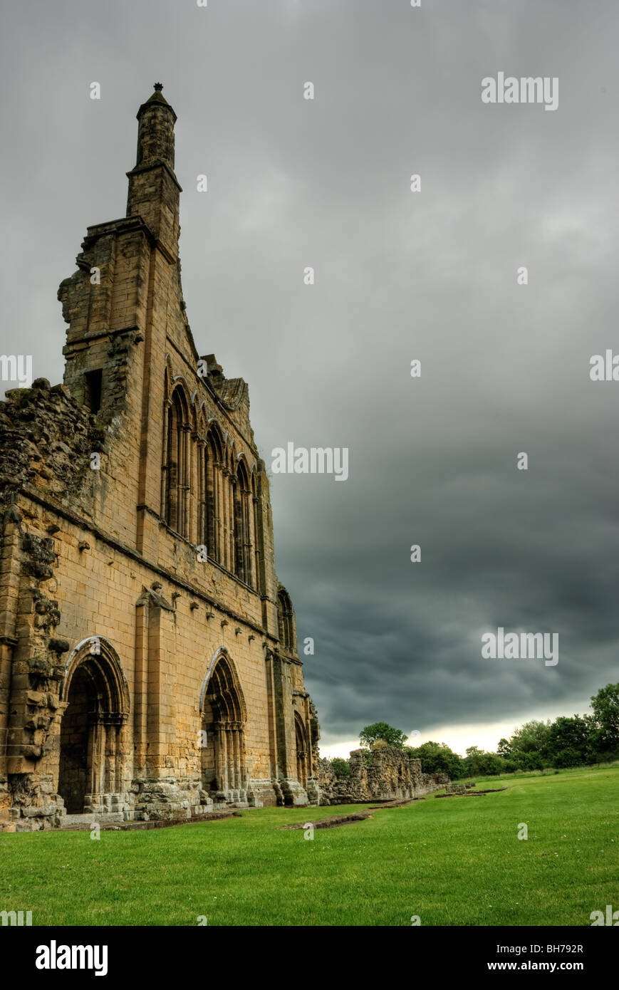 Grey abbey ruins hi-res stock photography and images - Alamy