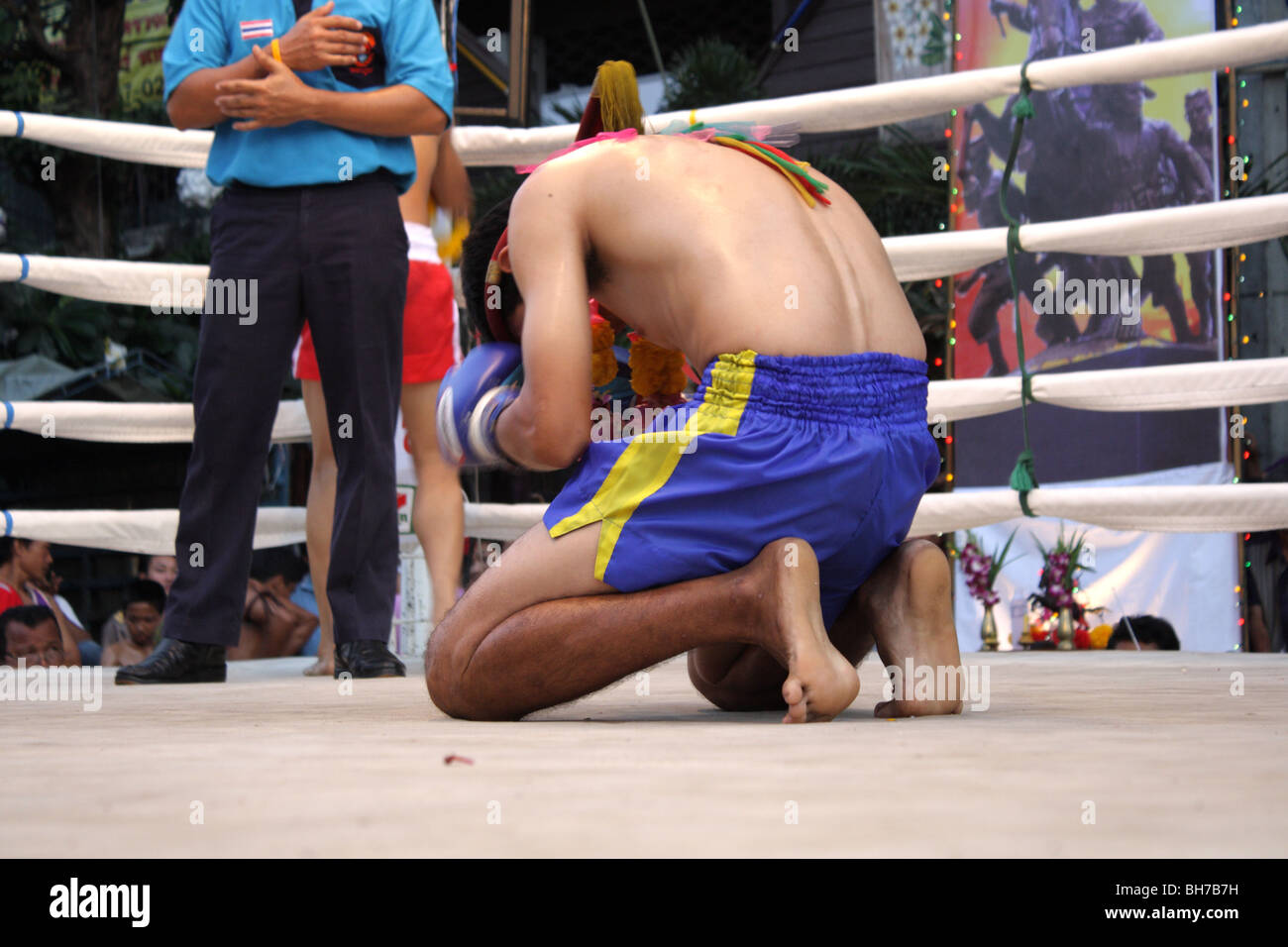 Muaythai fighting asia sport culture hi-res stock photography and ...