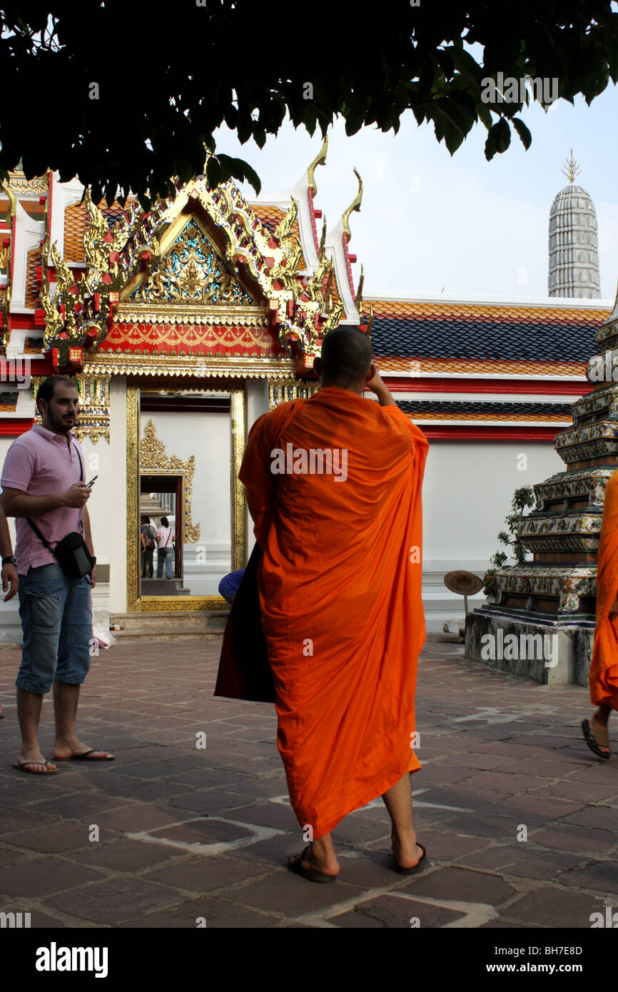 Thai Monk , Bangkok , Thailand Stock Photo - Alamy