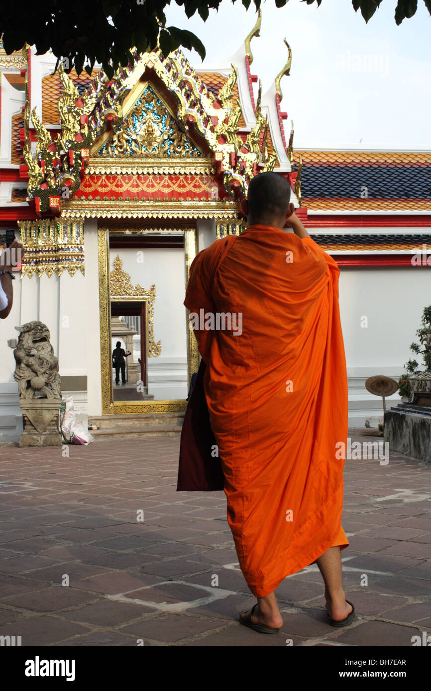 Thai Monk , Bangkok , Thailand Stock Photo - Alamy