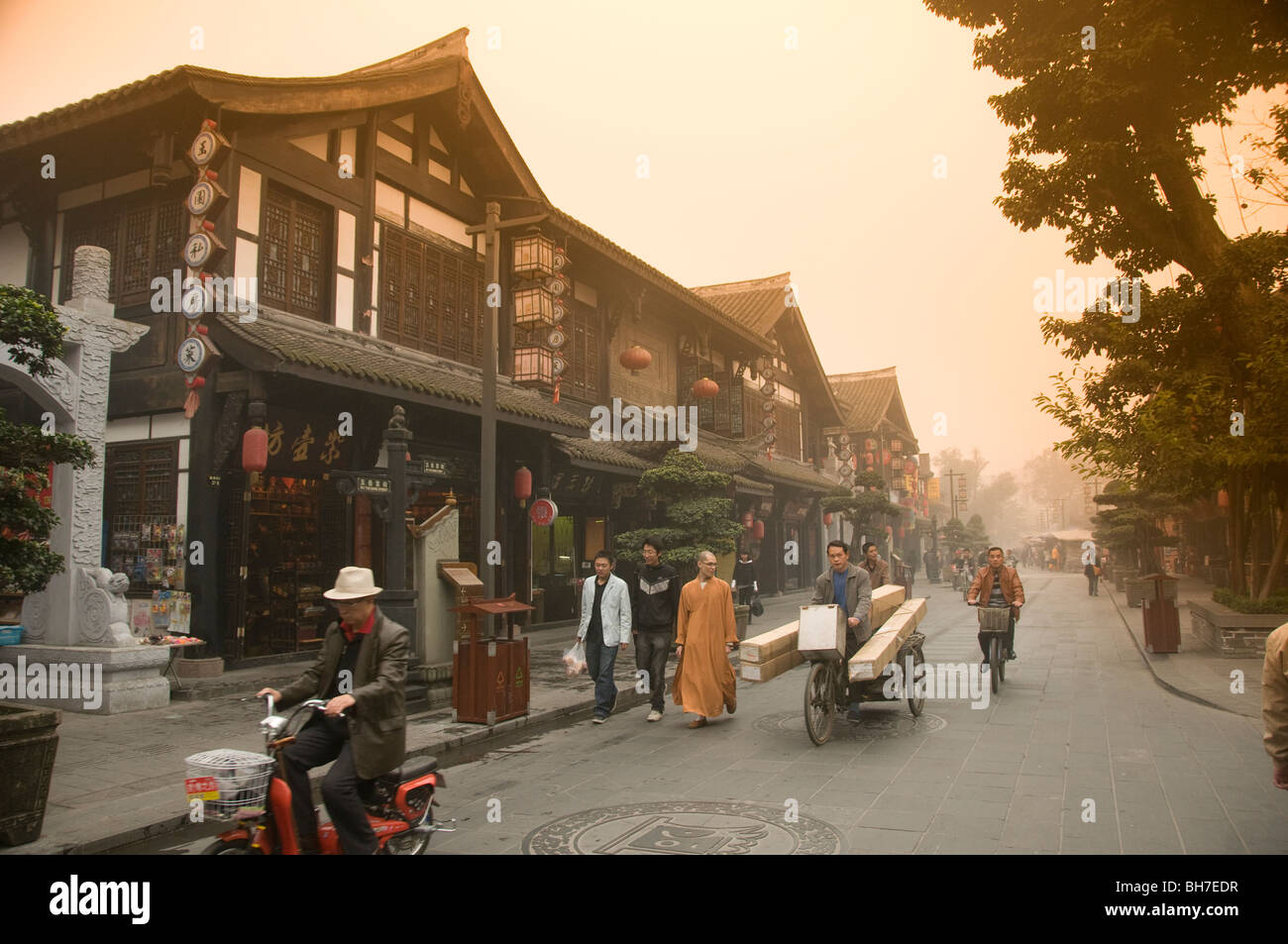 Old Chengdu High Resolution Stock Photography and Images - Alamy