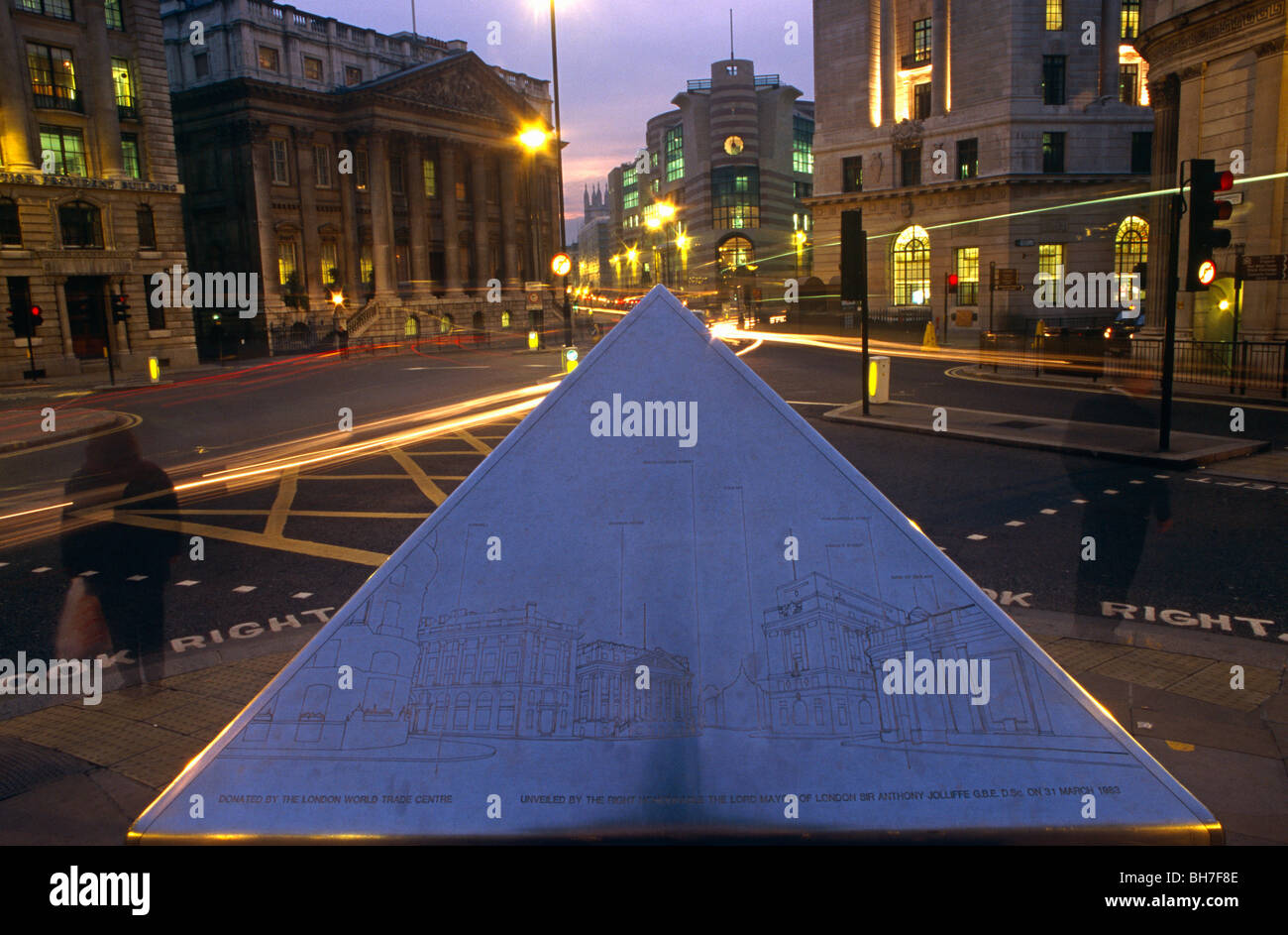 A pyramid map of this financial quarter of the City of London at Bank ...