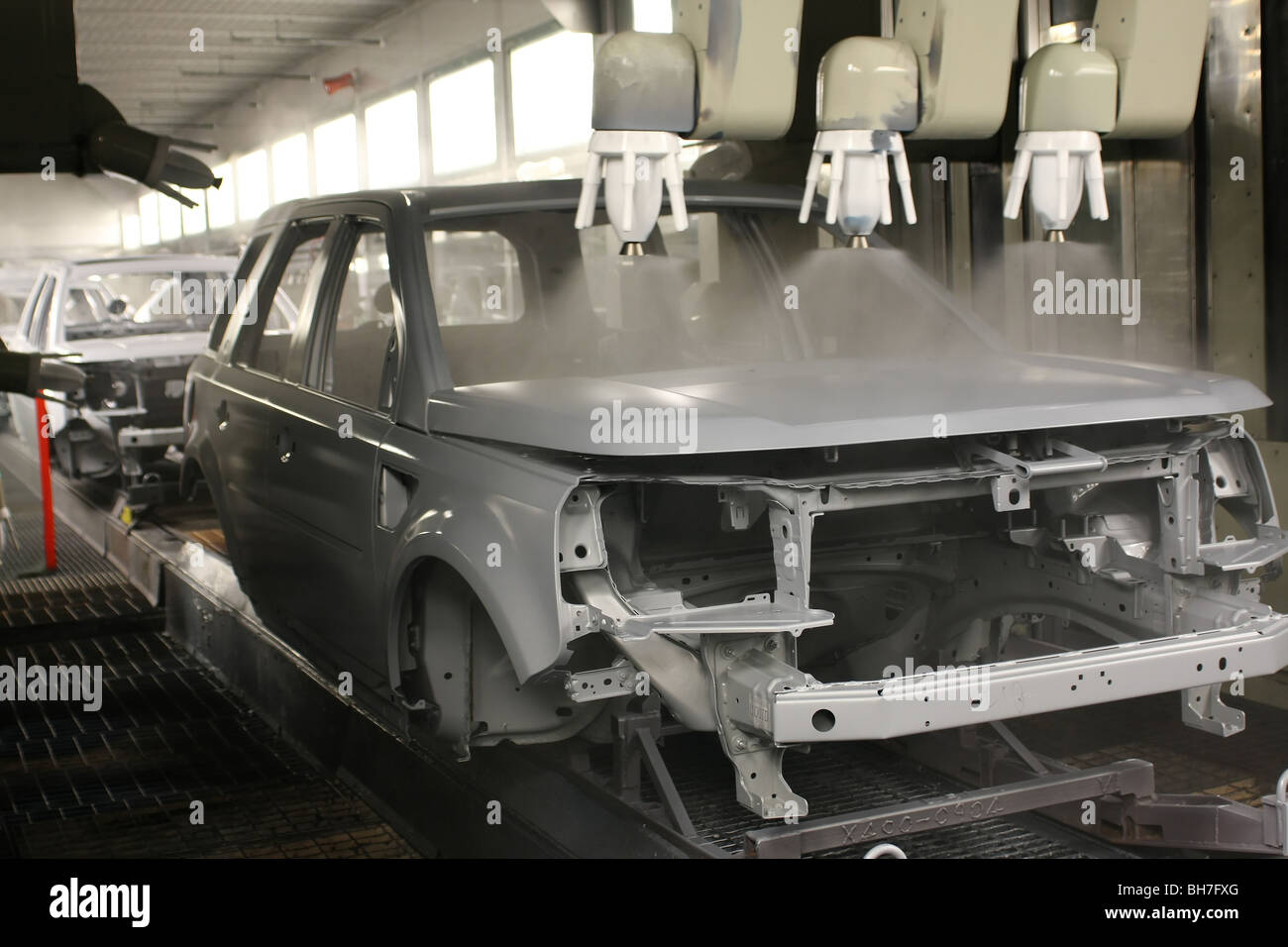 Car factory paint robot hi-res stock photography and images - Alamy