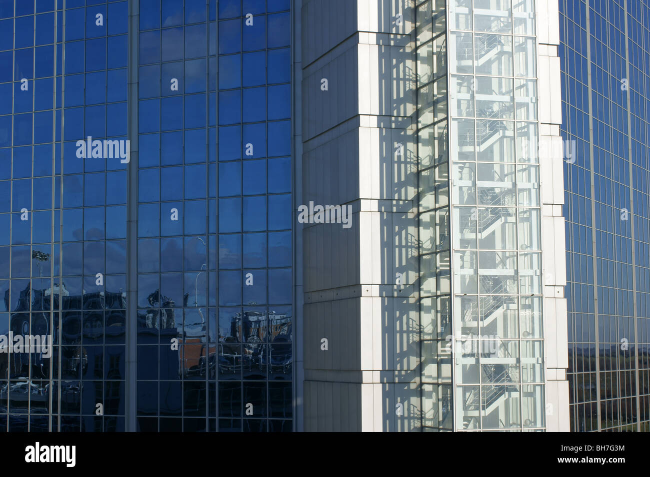 Office block stairs hi-res stock photography and images - Alamy