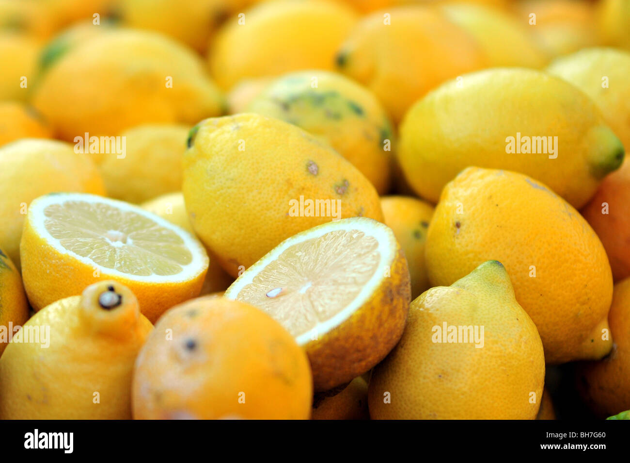 Sliced lemons sitting at a local spanish market Stock Photo - Alamy