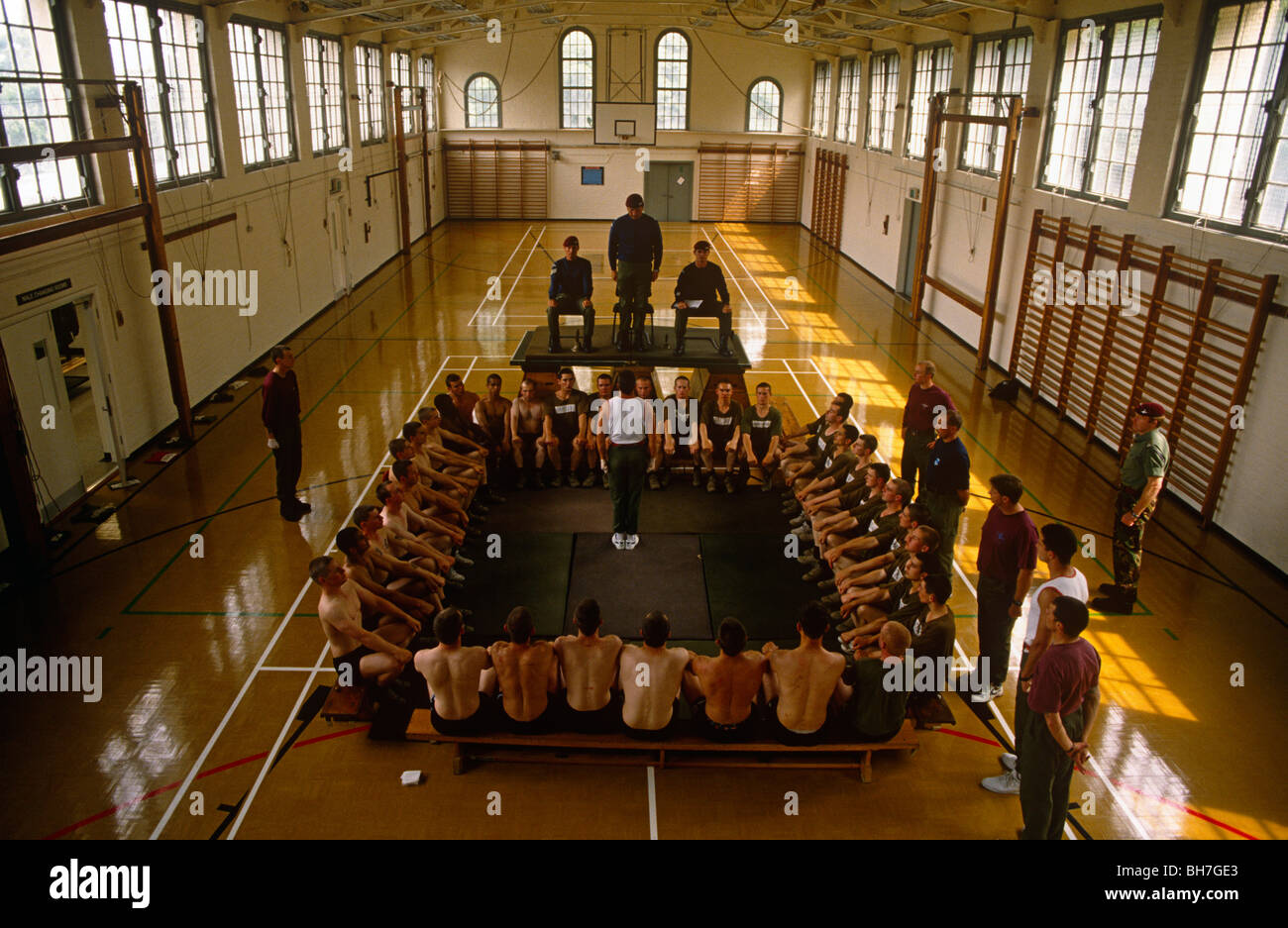 British Army Parachute Regiment soldiers prepare for another bout of ...