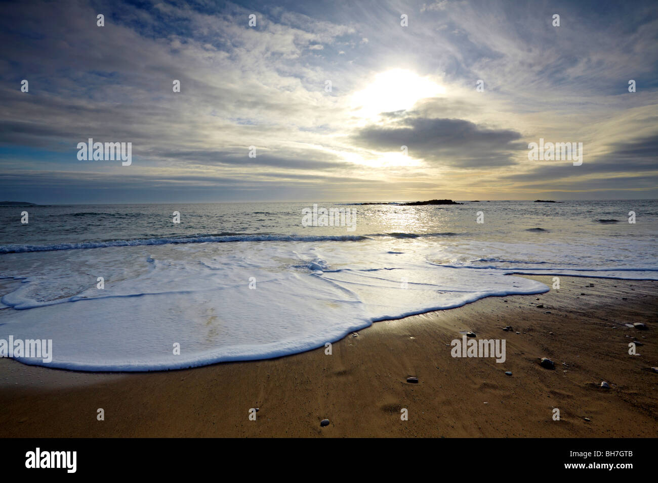 Red strand hi-res stock photography and images - Alamy