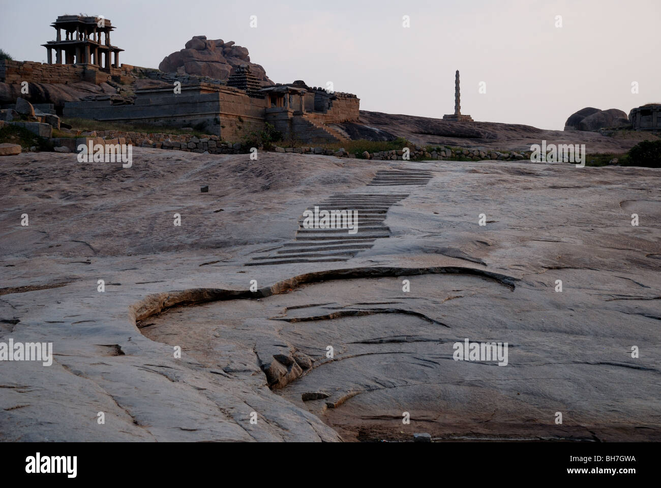 India stone temples hi-res stock photography and images - Alamy