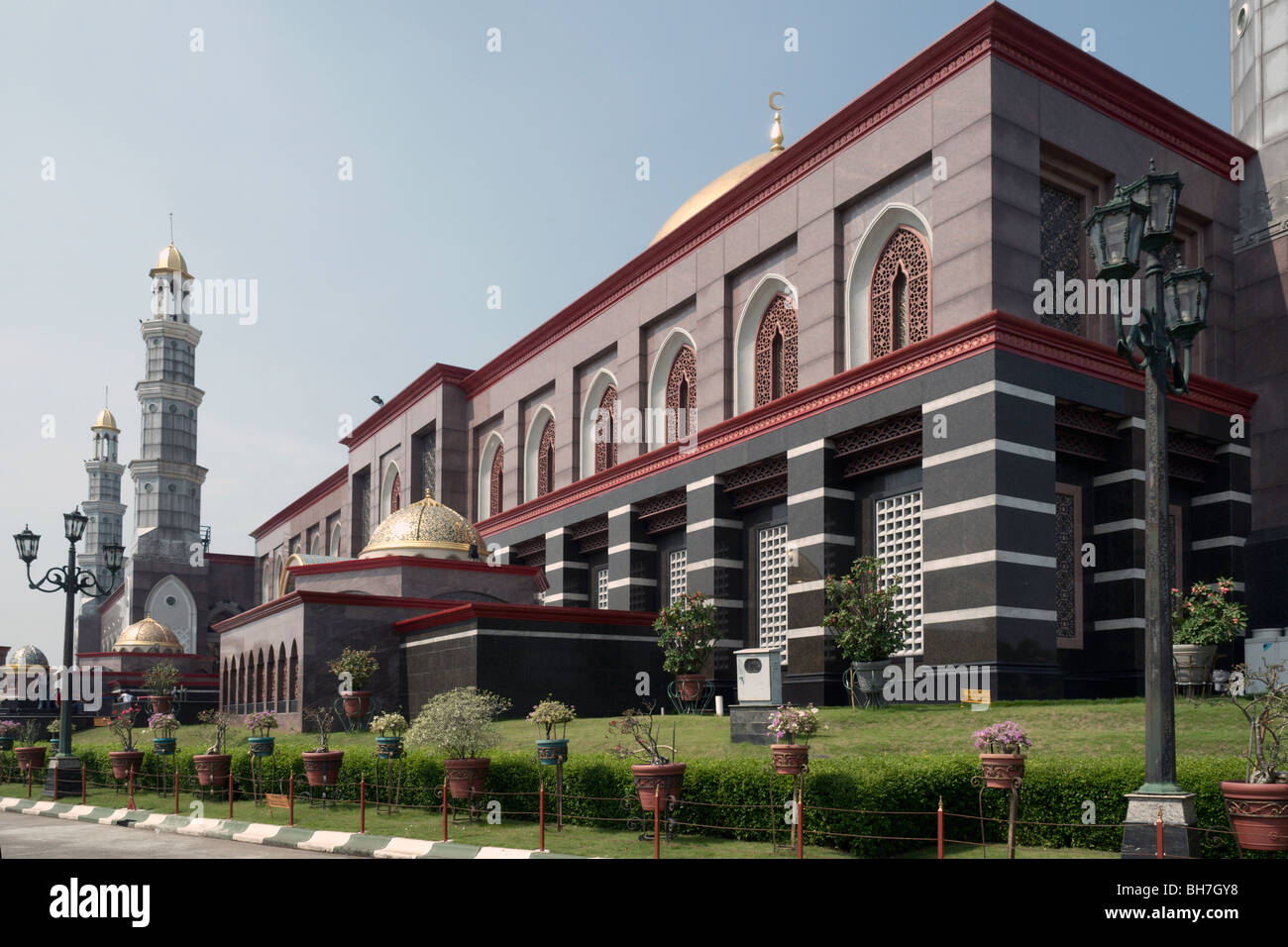 The Golden Domed Mosque (Masjid Kubah Mas) in Depok, near Jakarta ...