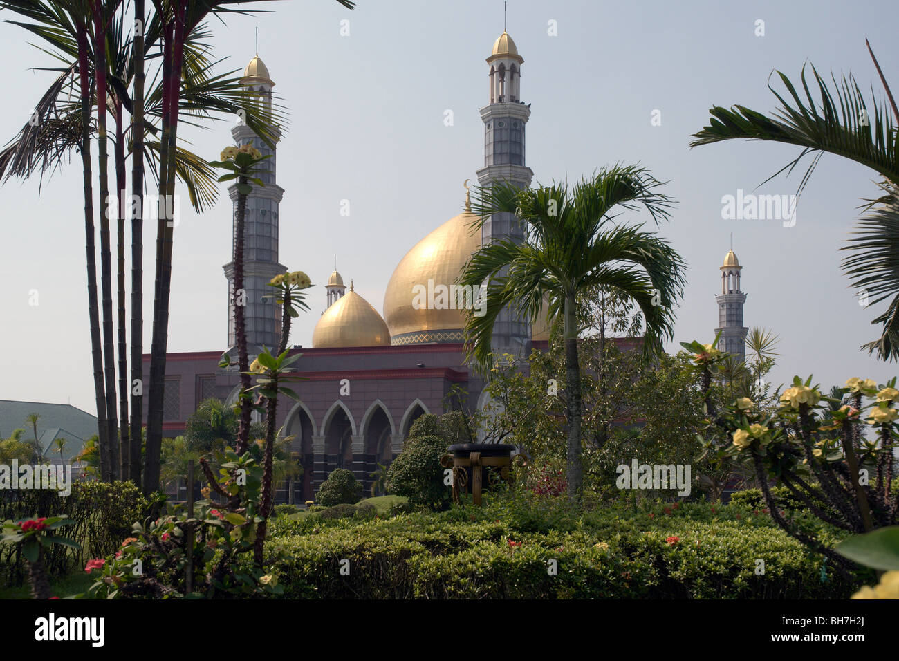 The Golden Domed Mosque (Masjid Kubah Mas) in Depok, near Jakarta ...