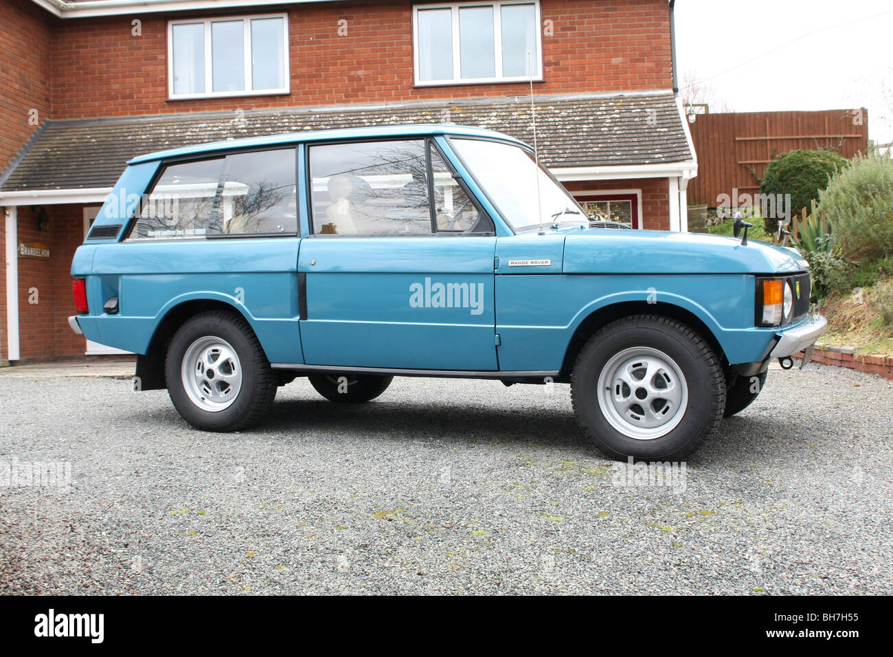 Range rover classic hi-res stock photography and images - Alamy