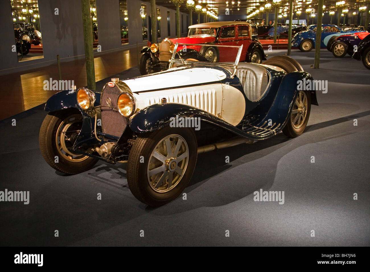 White Bugatti sports open cabriolet motor car front bonnet grille ...